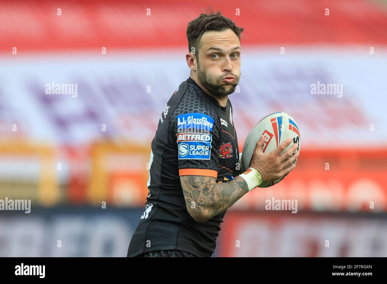Kingston Upon Hull, UK. 09th Apr, 2021. Cain Robb (31) of Castleford ...