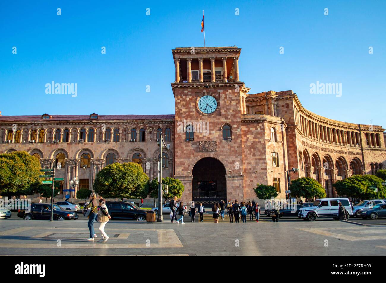 Republic square hi-res stock photography and images - Alamy