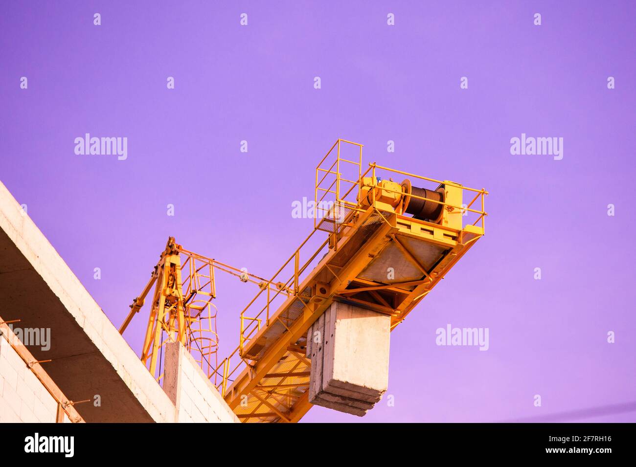 Concrete counterweight in a high-altitude crane, danger of falling ...