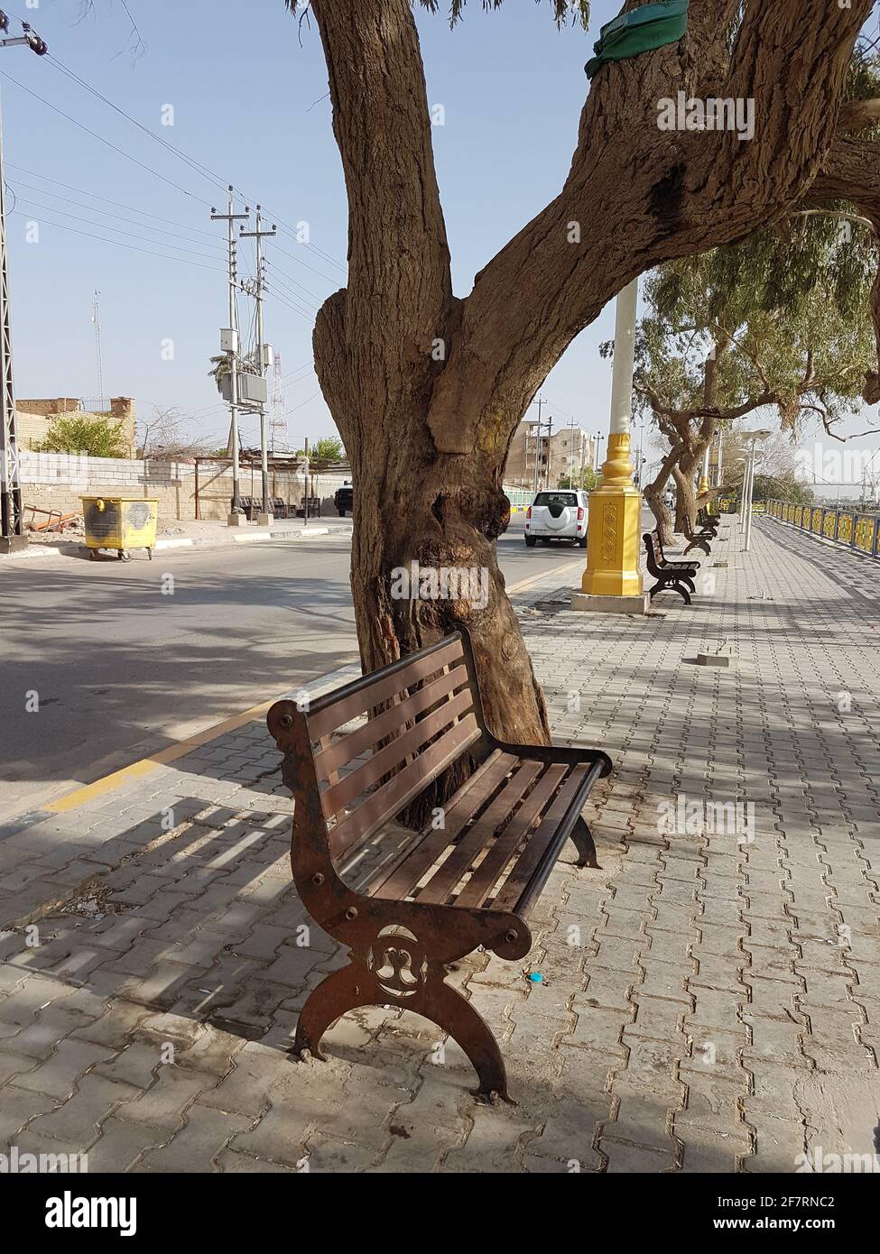 Basra memorial hi-res stock photography and images - Alamy