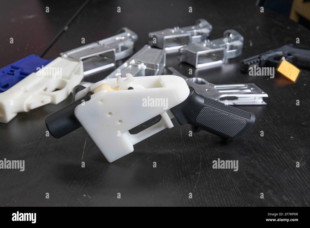 3d printed guns hi-res stock photography and images - Alamy