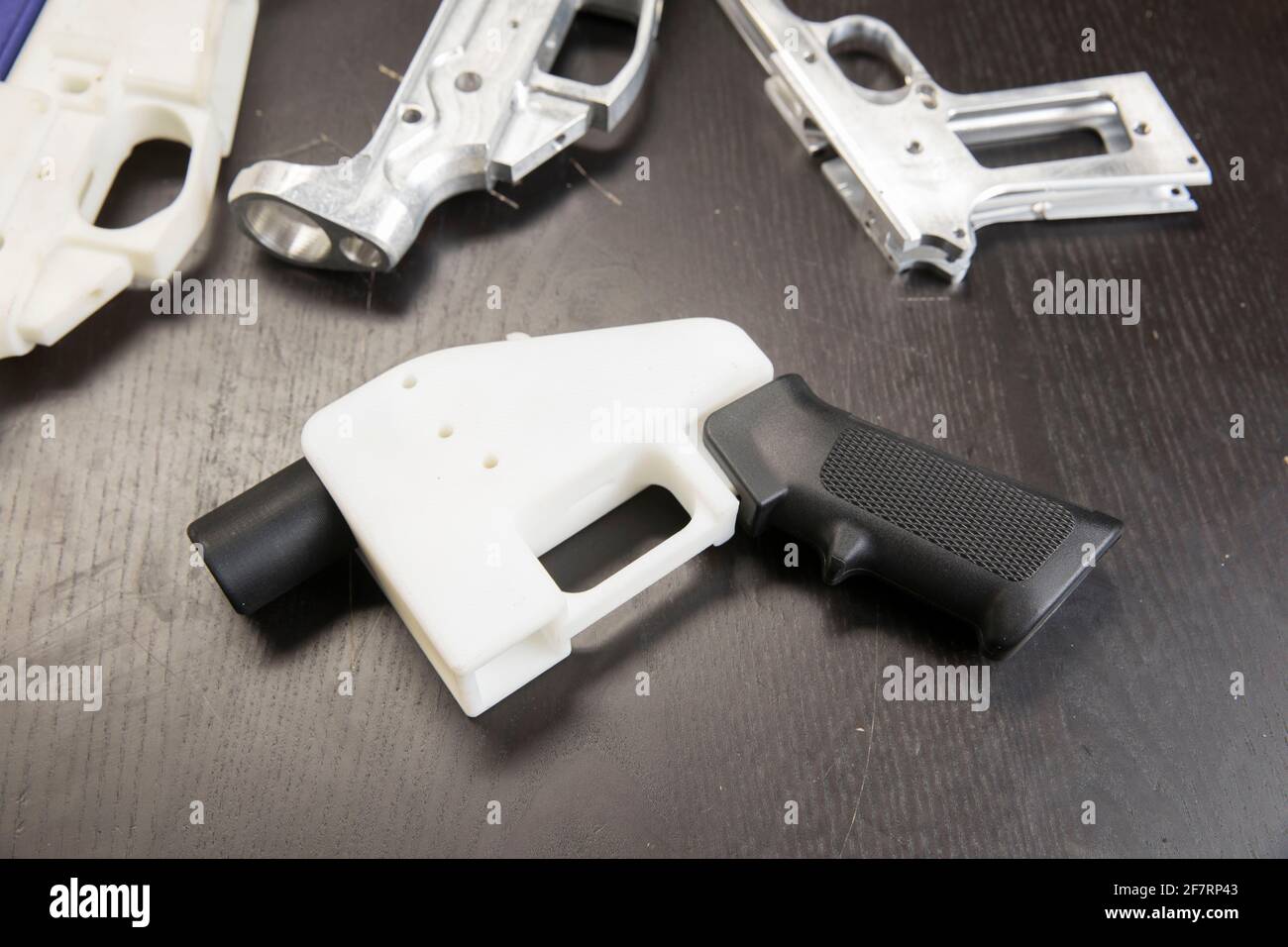3d printed gun hi-res stock photography and images - Alamy