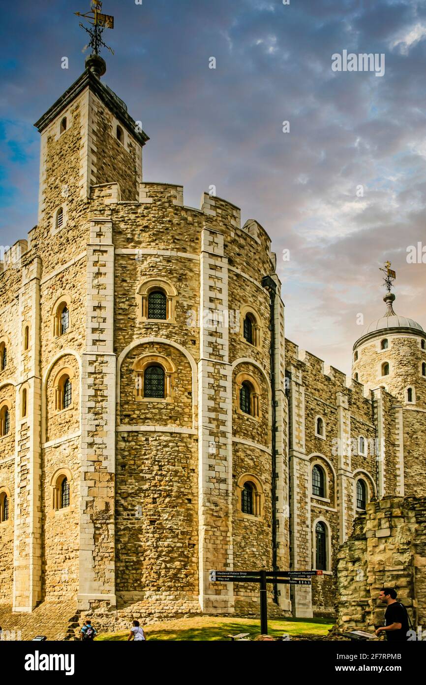 The White Tower in the Tower of London complex Stock Photo - Alamy