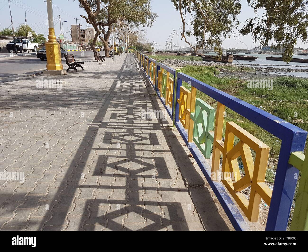 Basra memorial iraq hi-res stock photography and images - Alamy