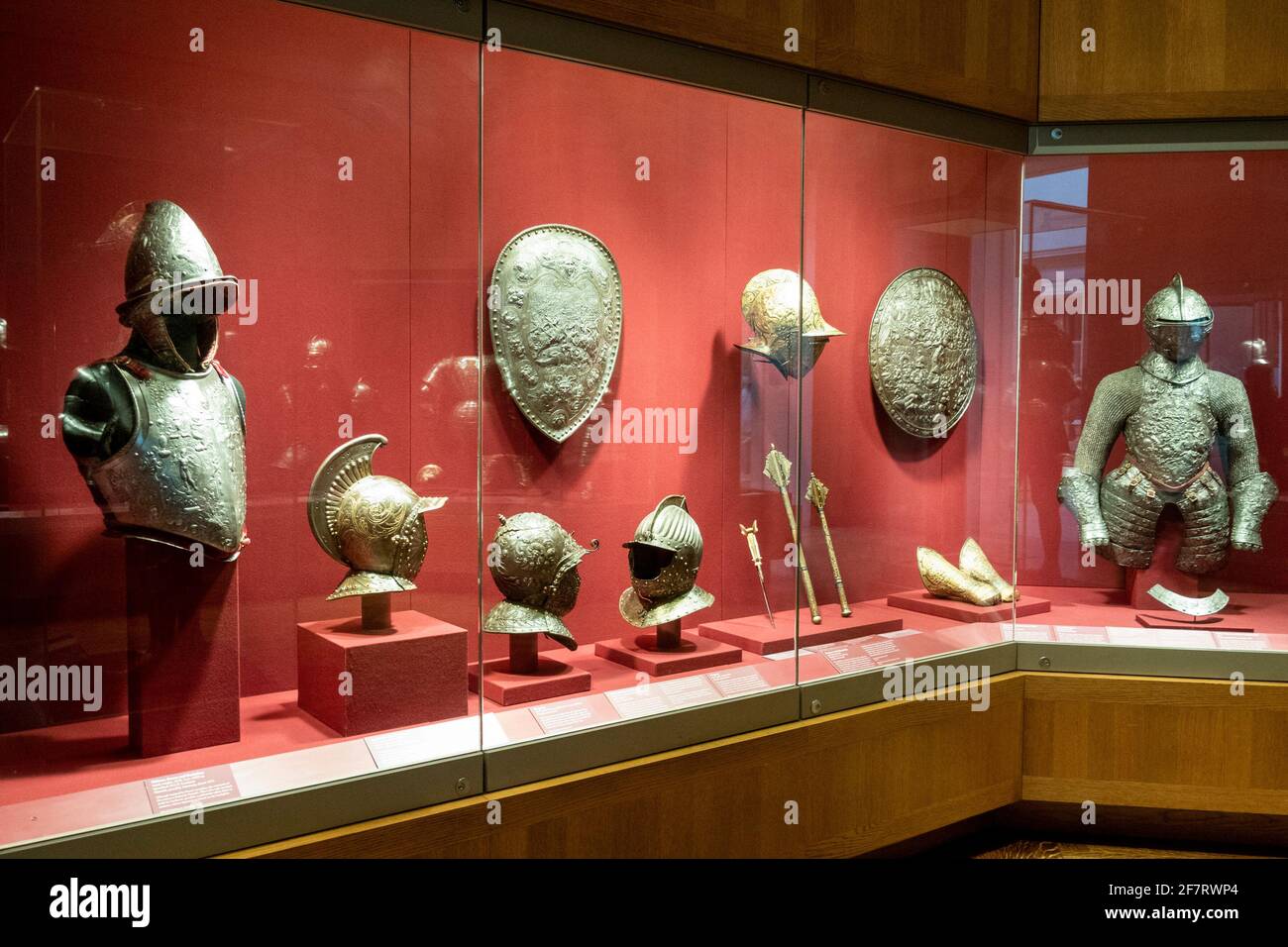 The Metropolitan Museum of Art "Arms and Armor" exhibit is a popular ...
