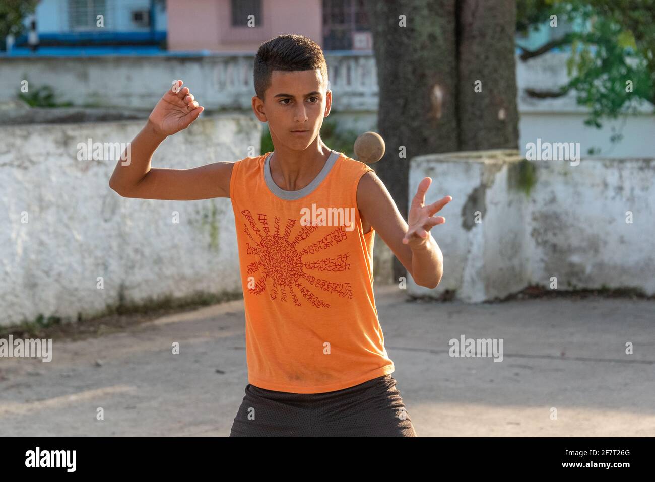 Things to do public park hi-res stock photography and images - Alamy