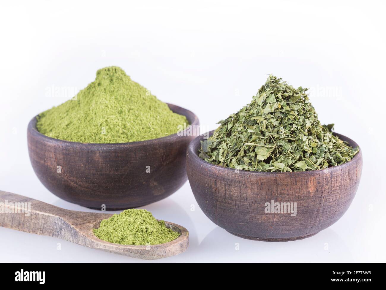 Moringa oleifera with many Benefits, Vitamins, Minerals and Multiple ...
