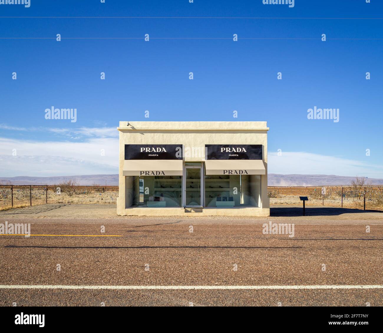 Marfa texas prada hi-res stock photography and images - Alamy