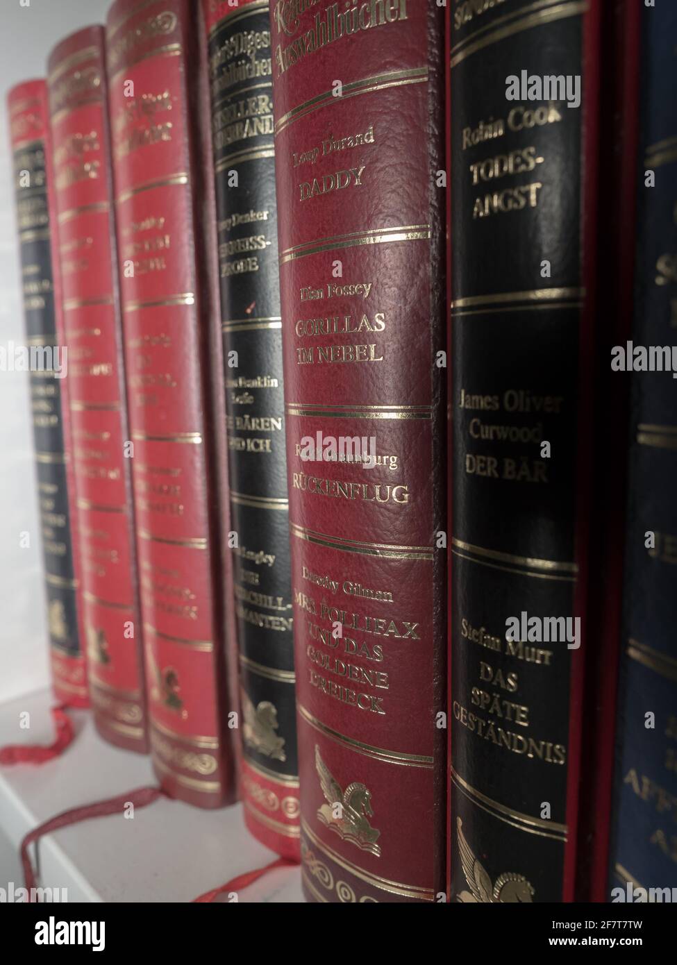 Profund hi-res stock photography and images - Alamy