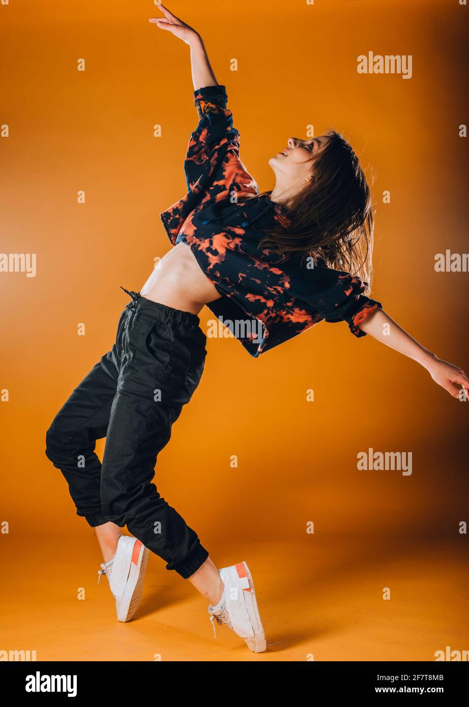 Contemporary dancing performer in a dance practice class Stock Photo ...