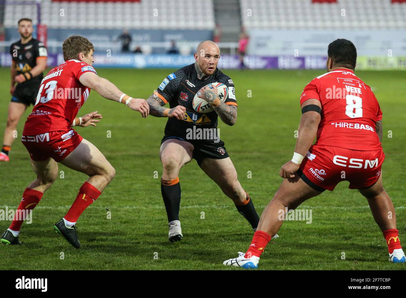 Jimmy massey hi-res stock photography and images - Alamy