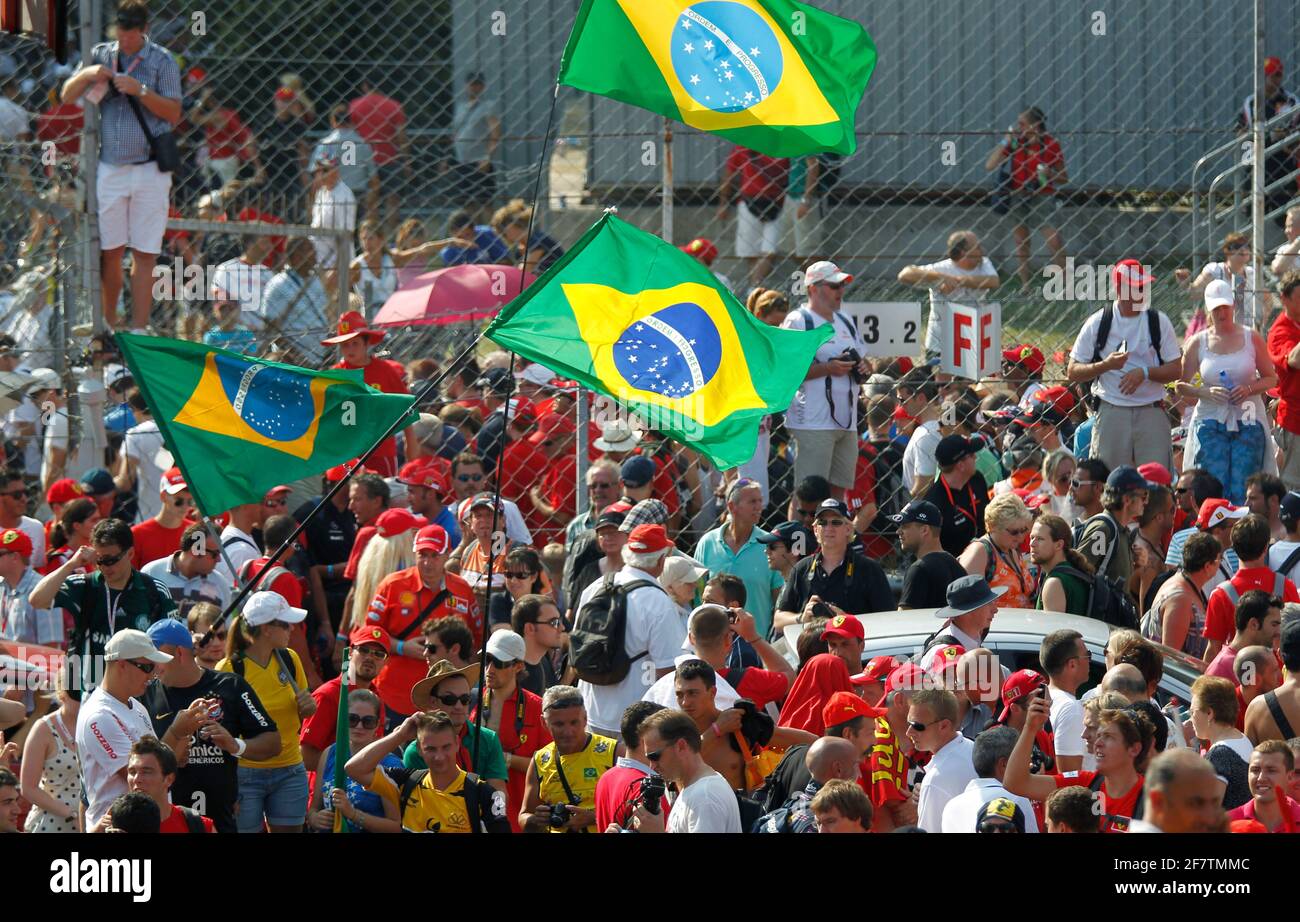 Ferrari f1 flag hi-res stock photography and images - Alamy