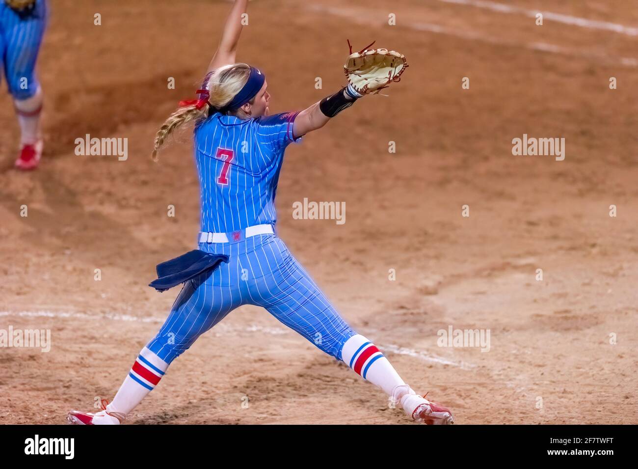 The Texas Longhorns Woman´s Softball Team Faces Off Against The Ole ...