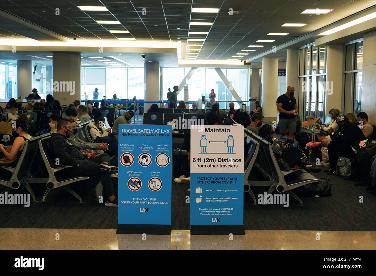 Los Angeles, Untied States. 09th Apr, 2021. A face mask and social ...
