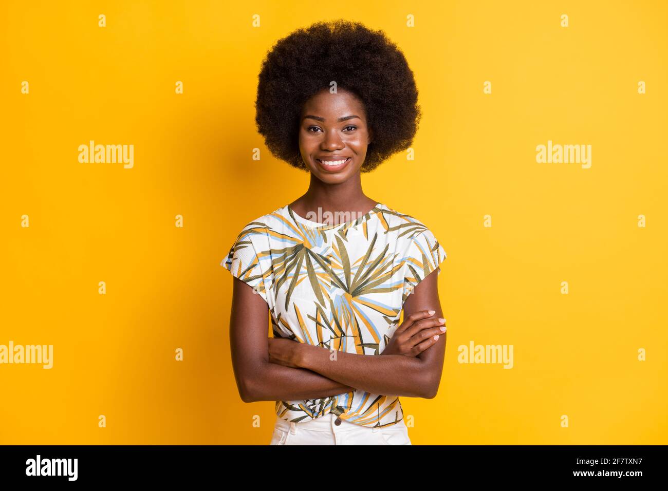Portrait of pretty funky short hair lady stand crossed arms dress cool ...