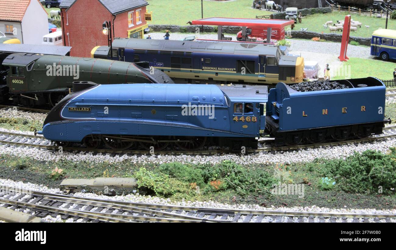 Mallard an A4 Pacific locomotive Stock Photo - Alamy