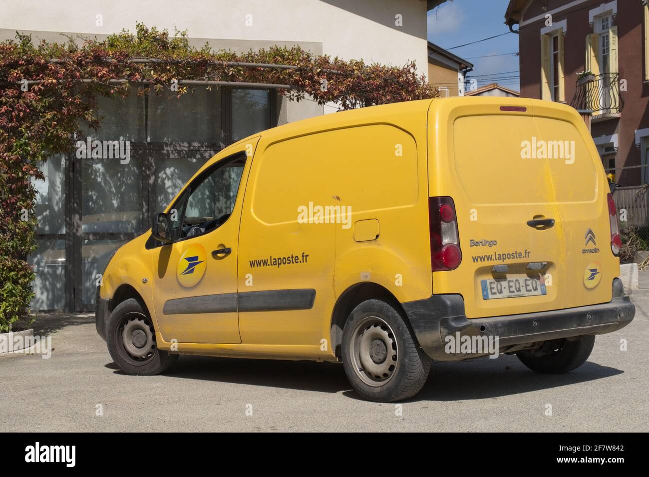 Government logistics hi-res stock photography and images - Alamy