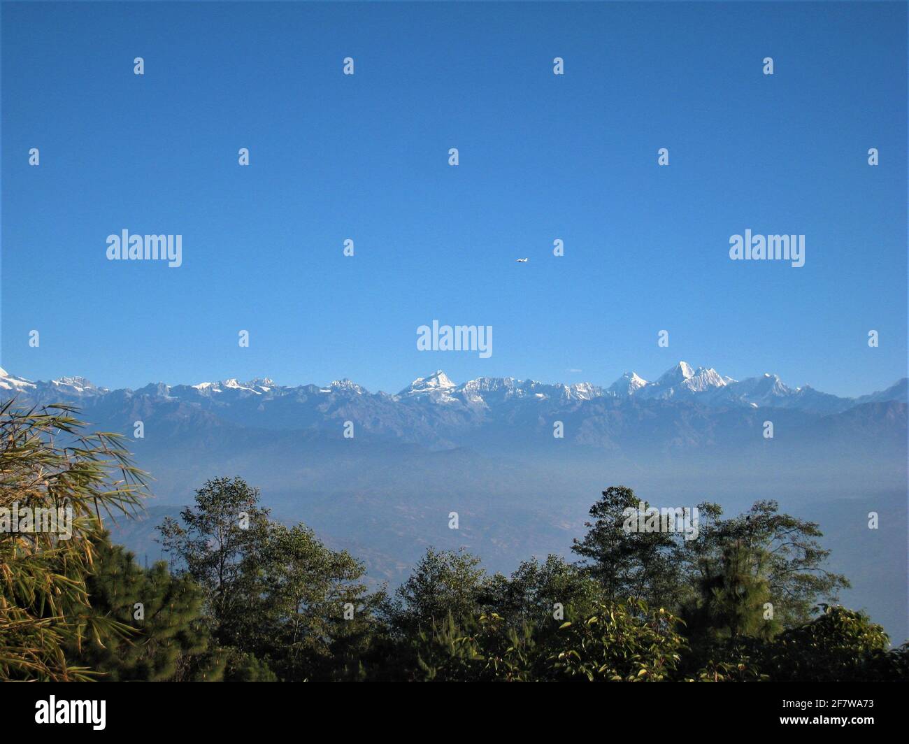 A beautiful Sunrise over the Himalayan mountains in Nepal Stock Photo ...