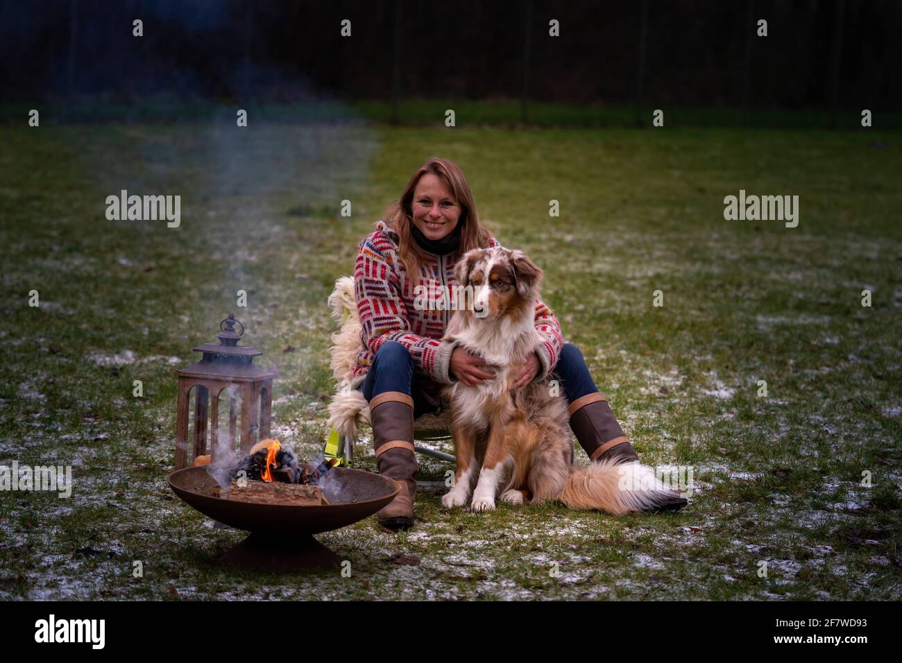Australian campfire fun hi-res stock photography and images - Alamy