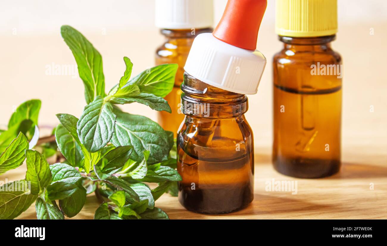 Nettle extract in small hi-res stock photography and images - Alamy