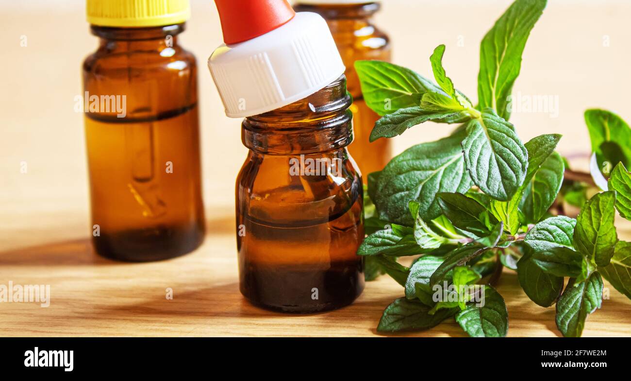 Wormwood extract in small bottle hi-res stock photography and images ...