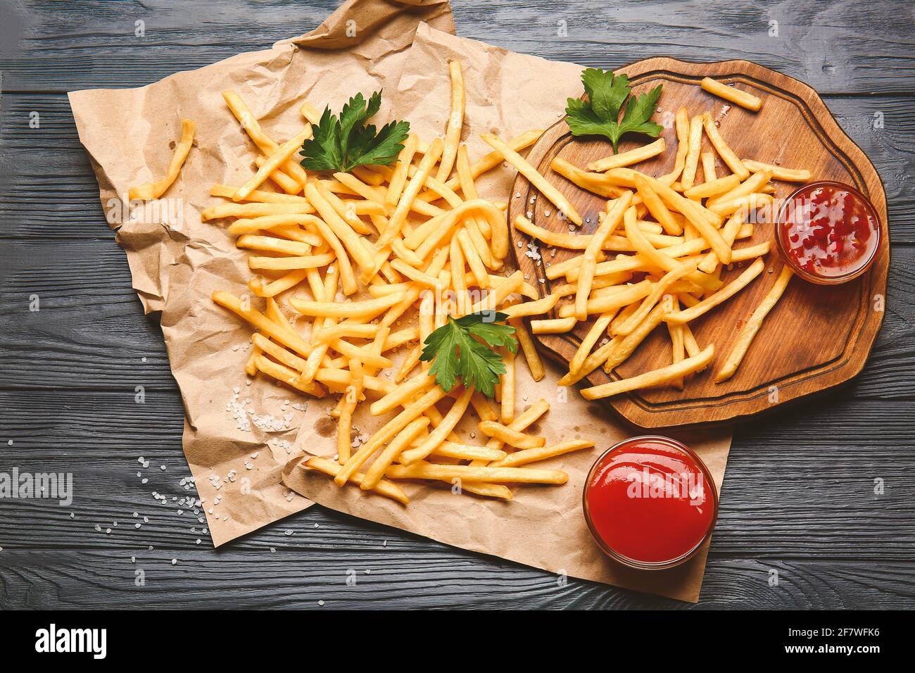 Fried french fries scattered hi-res stock photography and images - Alamy