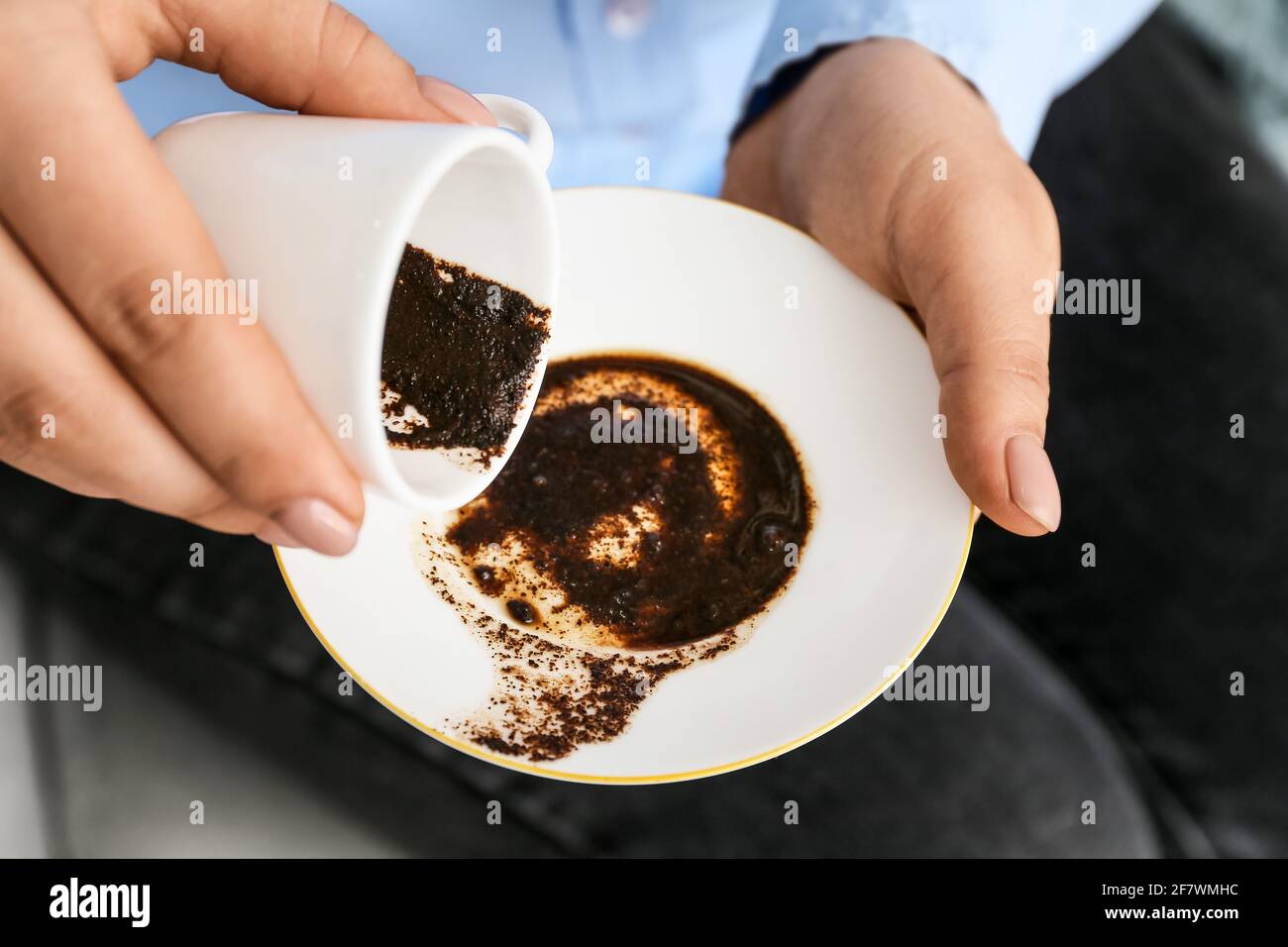 Spent coffee grounds hi-res stock photography and images - Alamy