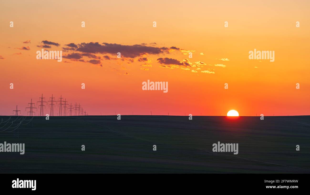 Power lines over farm hi-res stock photography and images - Alamy