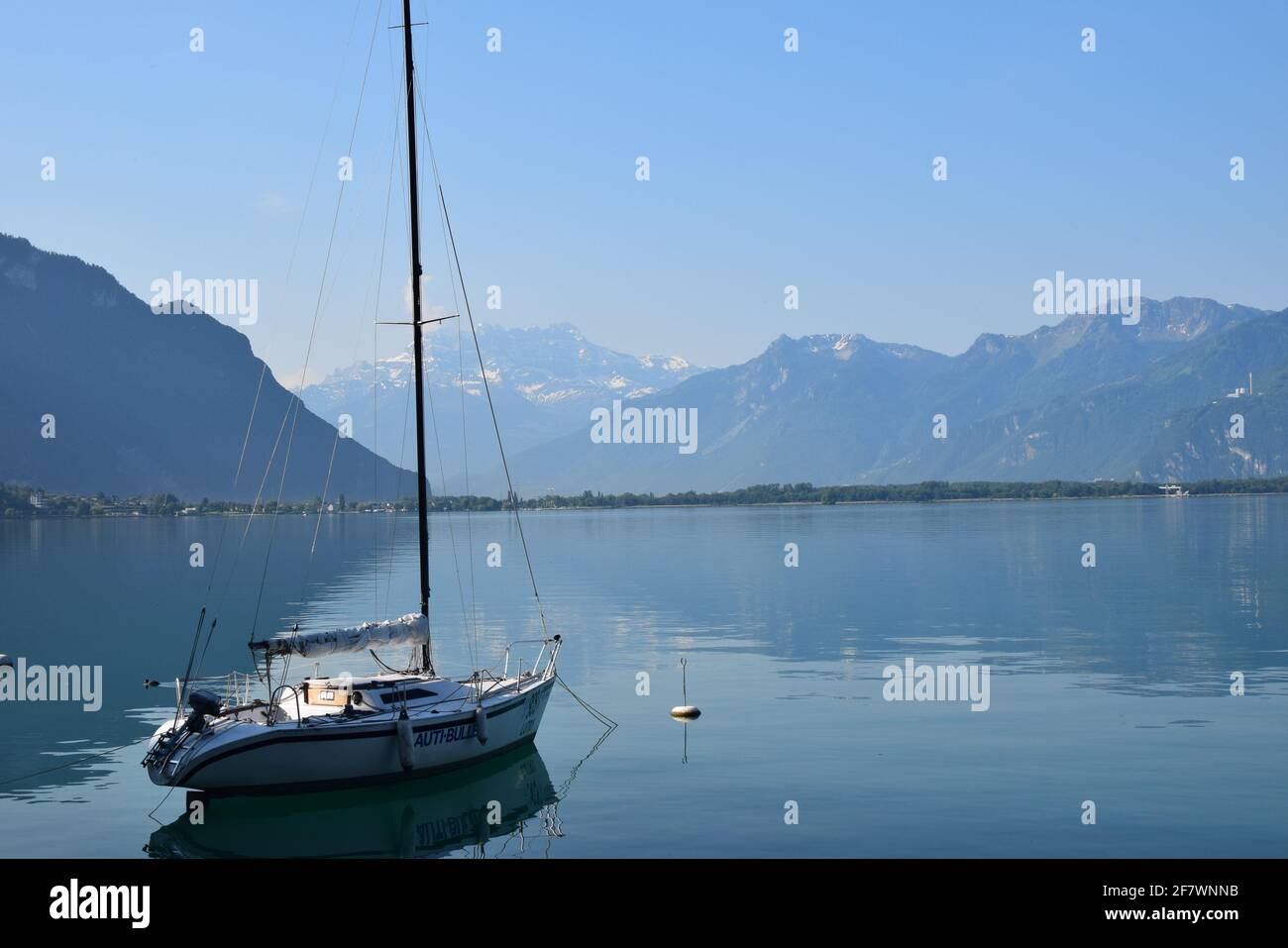Montreux riviera hi-res stock photography and images - Alamy