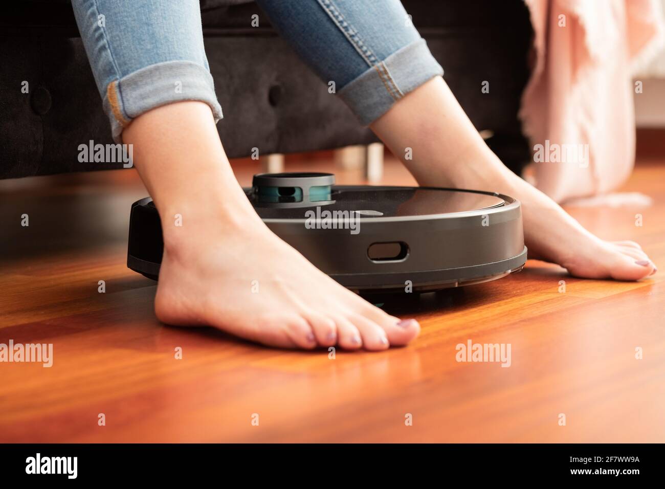 Robot feet hi-res stock photography and images - Alamy