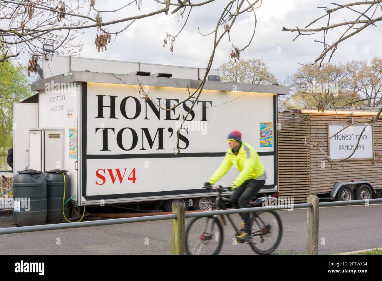Honest Tom's 24-hour Snack Bar, Clapham Common, Clapham, London, SW4, U ...
