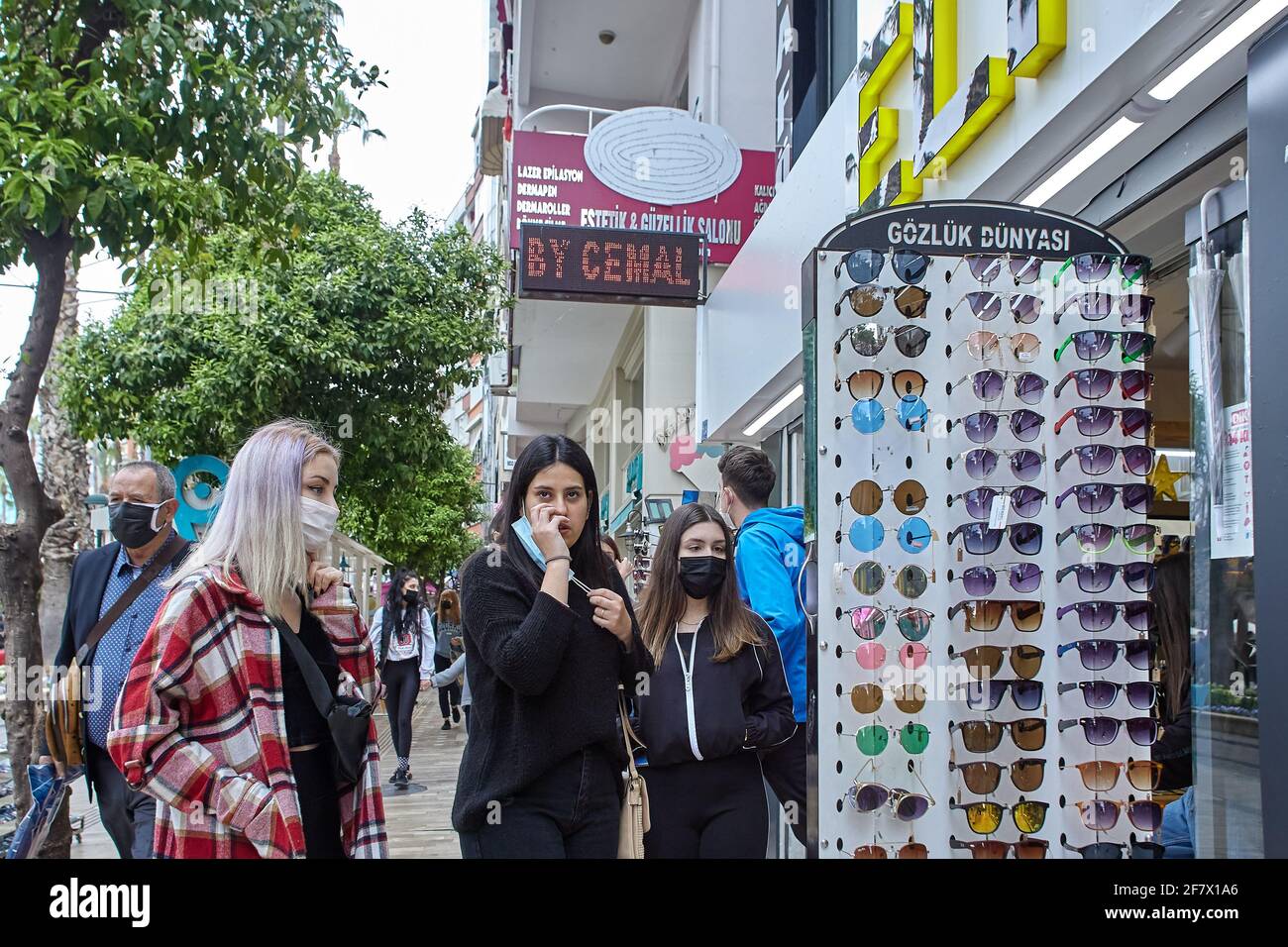 Measures to fight coronavirus COVID-19 pandemic, Turkey mandated ...