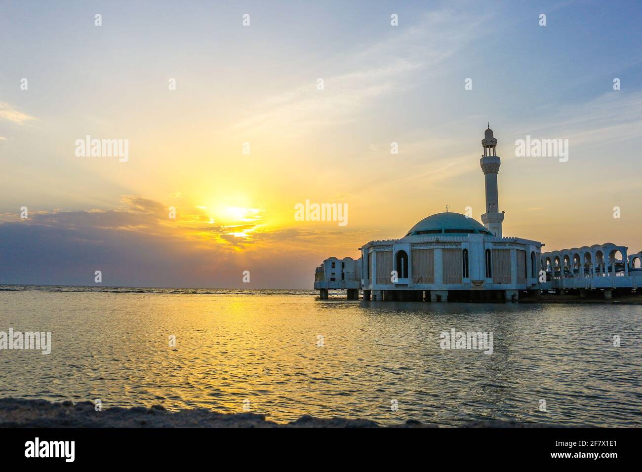 Al Rahma Mosque: The Floating Mosque In Jeddah, Saudi Arabia Stock ...