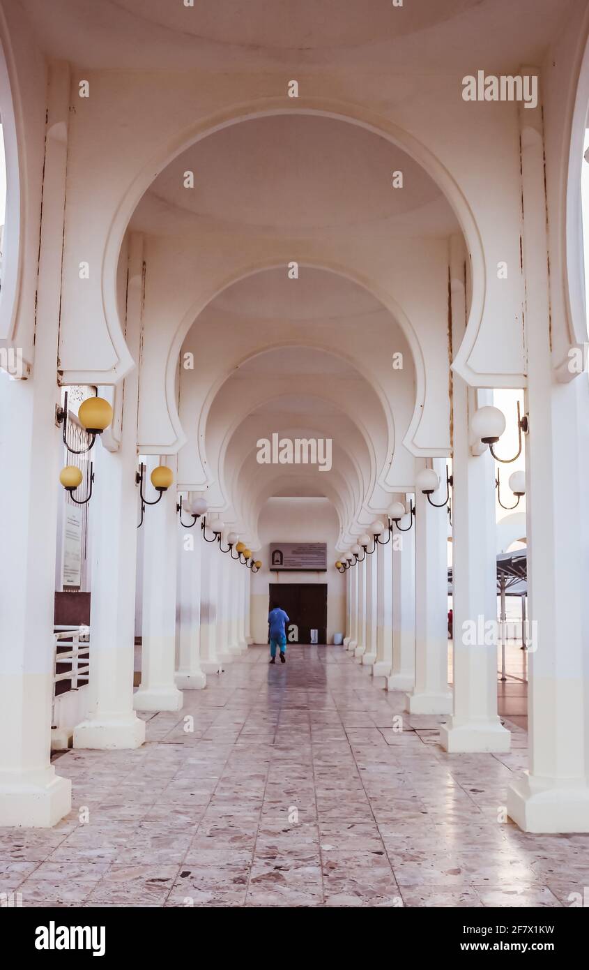 Al Rahma Mosque: The Floating Mosque In Jeddah, Saudi Arabia Stock ...