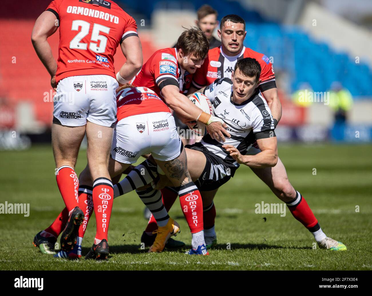 Deon cross hi-res stock photography and images - Alamy