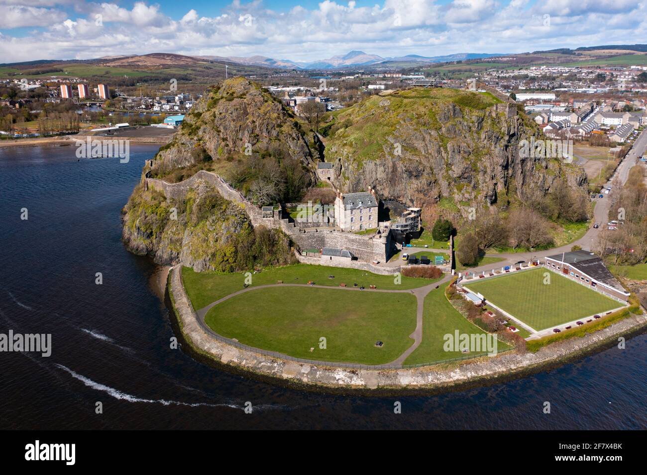 Dumbarton scotland hi-res stock photography and images - Alamy