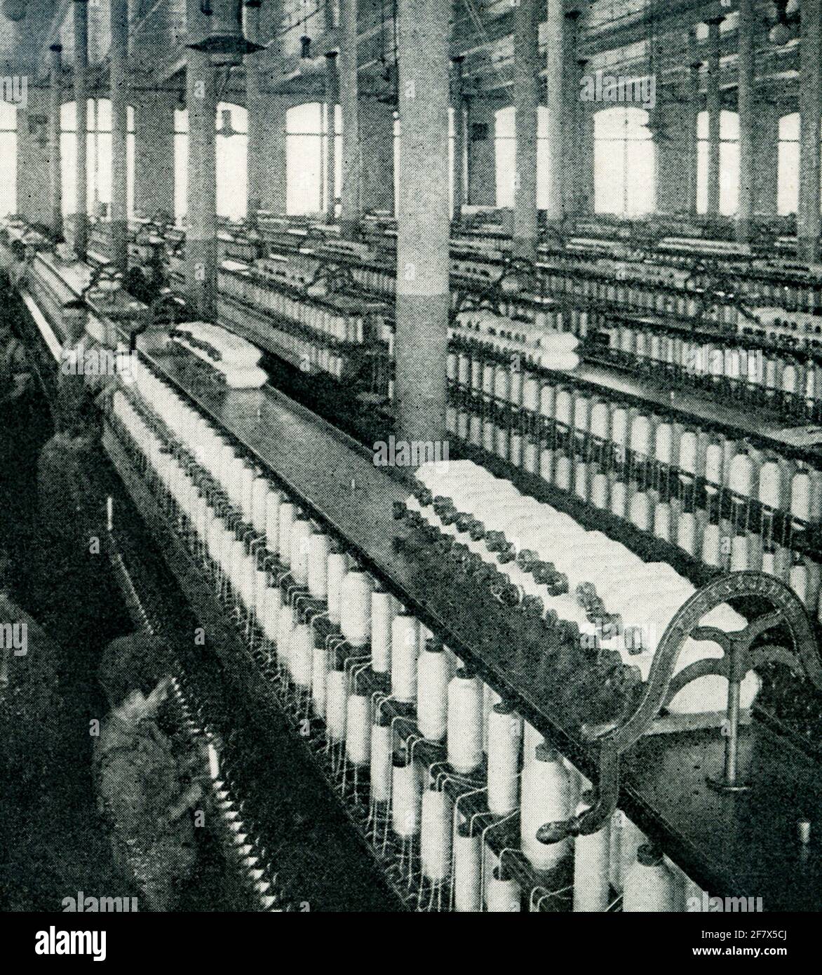 Child labor early 1900s child children working hi-res stock photography ...