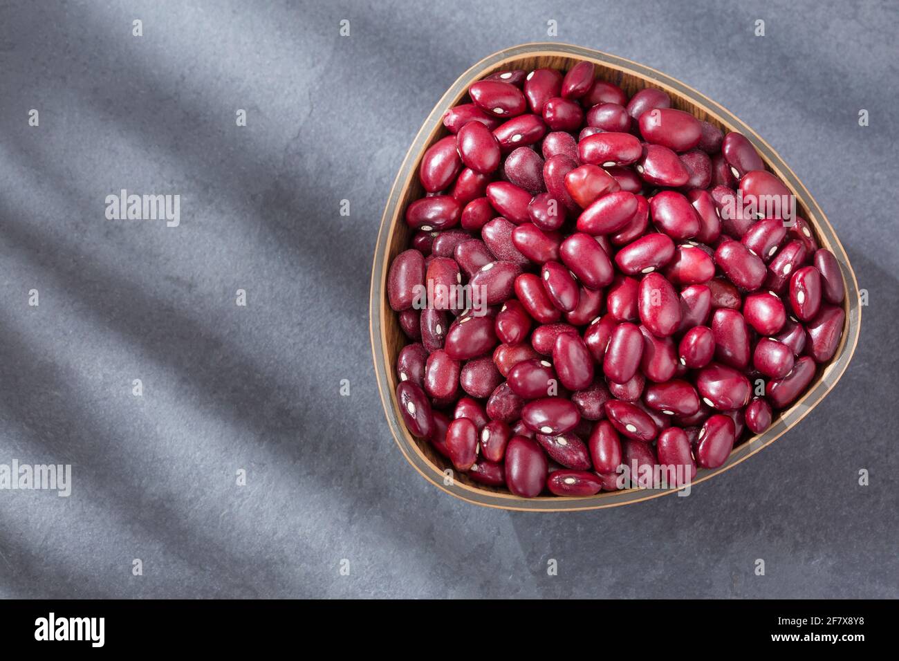 Raw red beans - Phaseolus vulgaris Stock Photo - Alamy