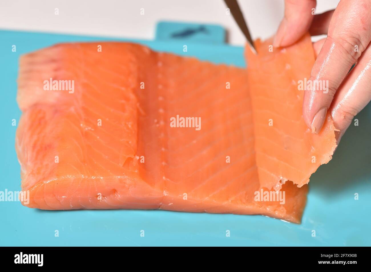 Thin fish hi-res stock photography and images - Alamy