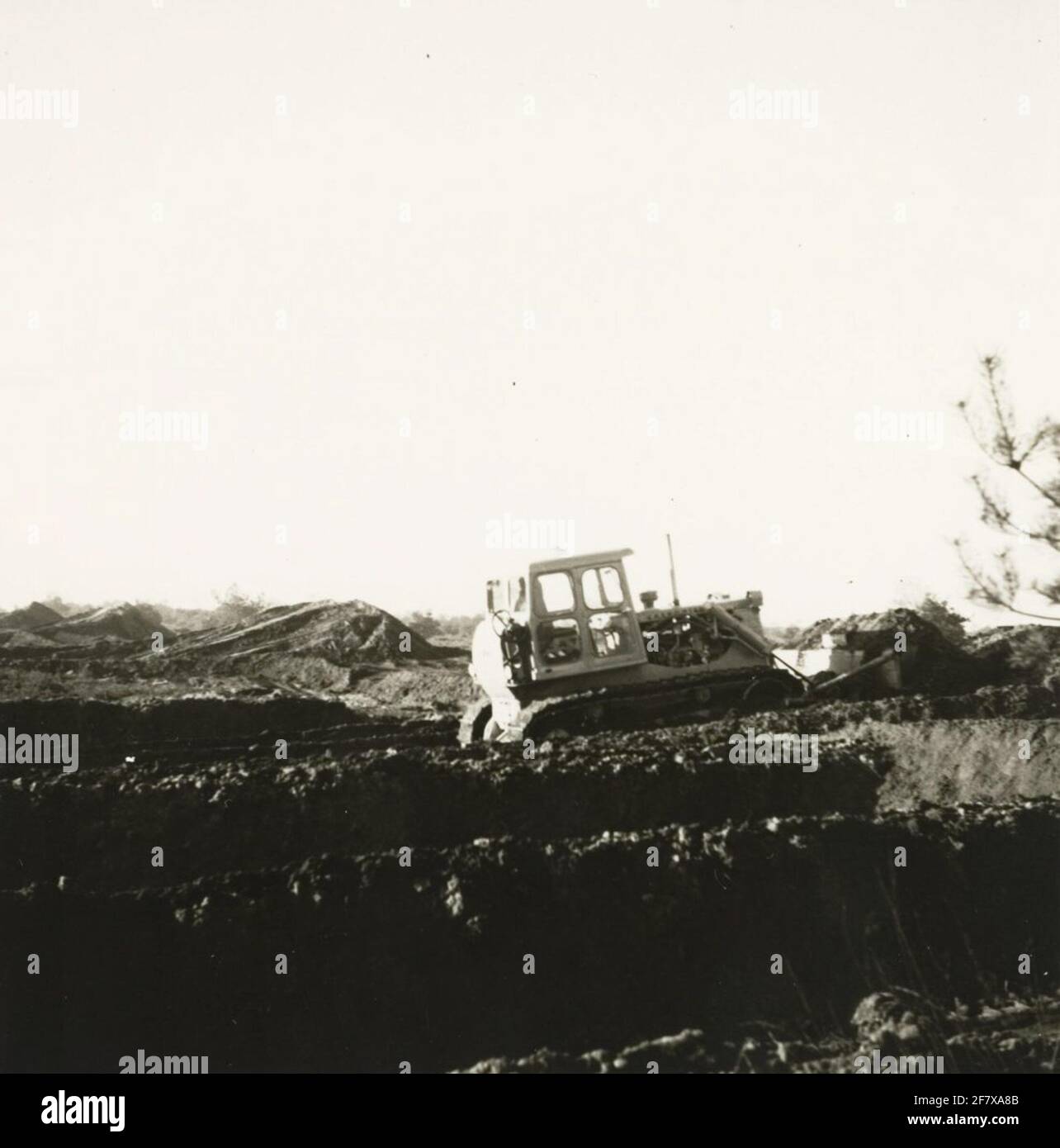 Maintenance of a military area in the Veluwe using grant equipment ...