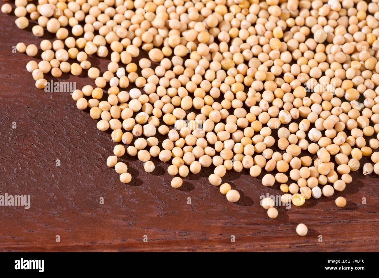 Yellow grains hi-res stock photography and images - Alamy