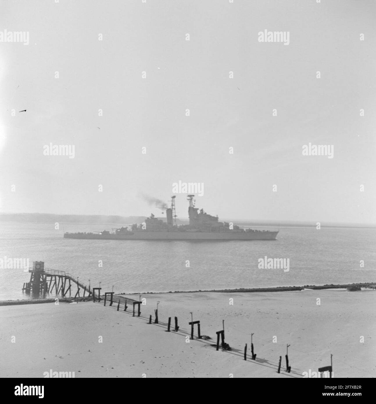 HR. Ms. De Ruyter (1953-1972) leaves the new waterway. See also AVDKM ...