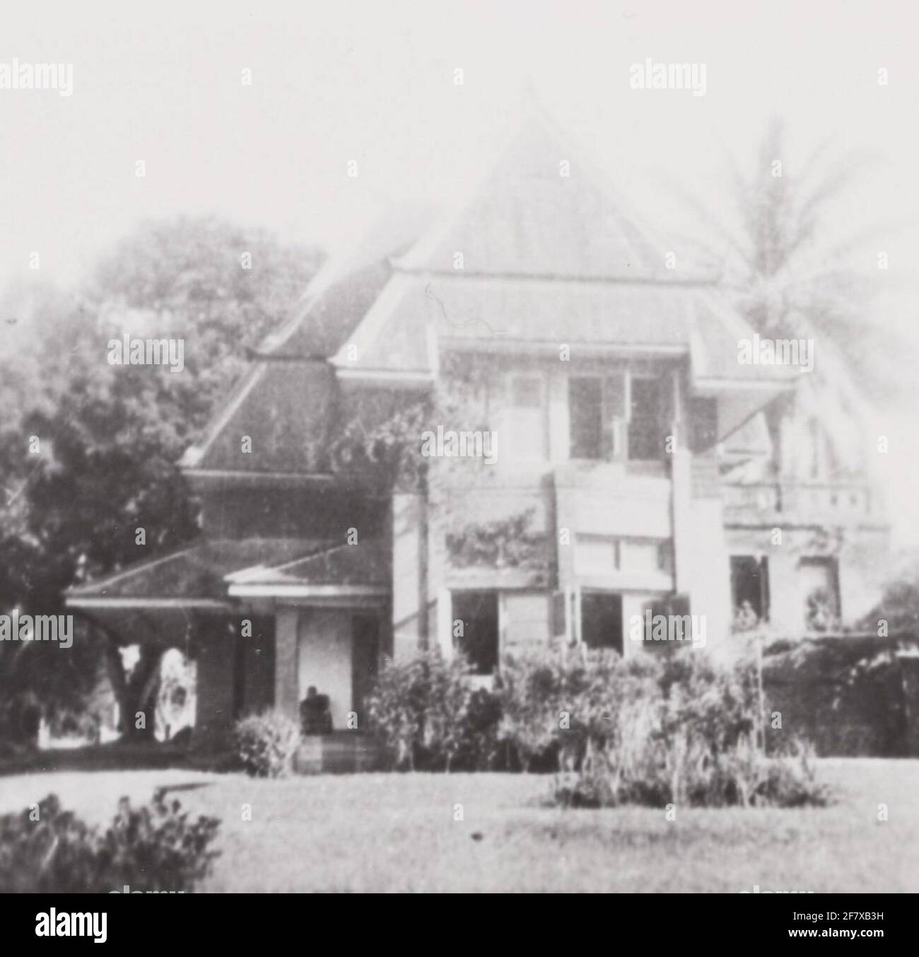 Rest home Villa Merah, the self-designed house from Prof. dr. R.L.A ...