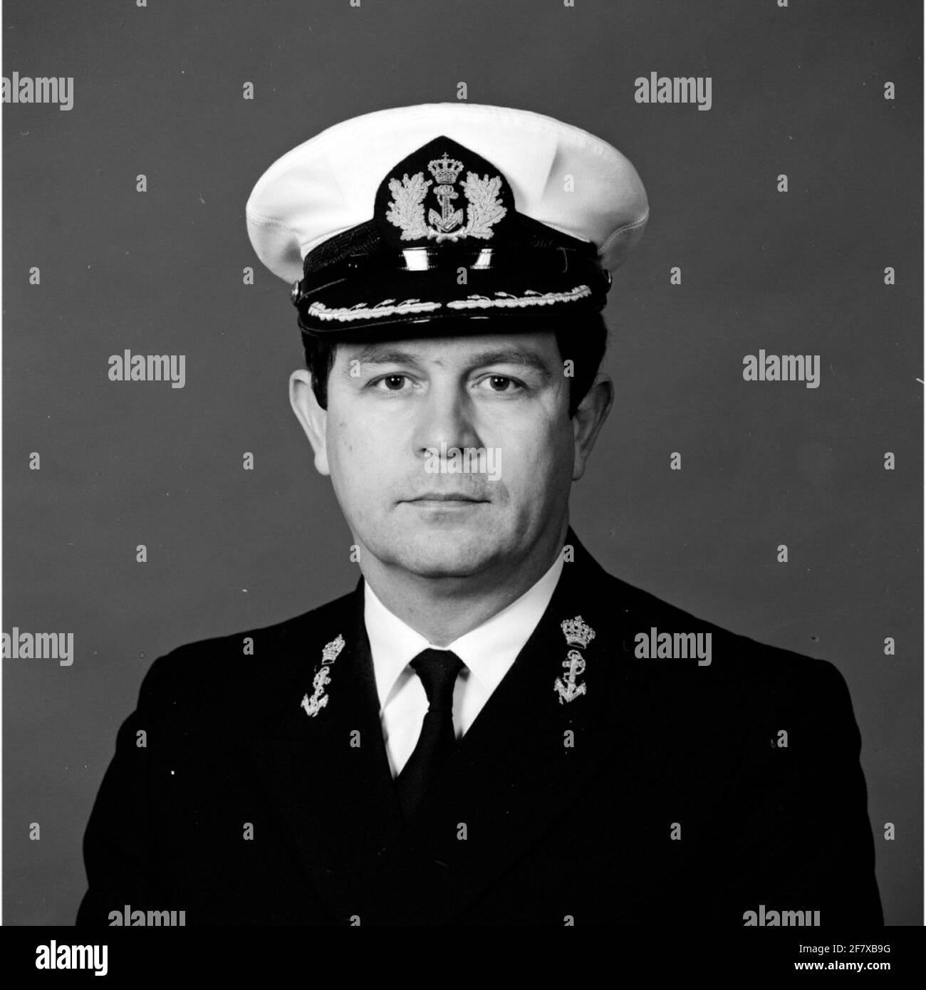 Portrait of the Captain Lieutenant-Ter-Zee R.A.A. Klaver, commander of ...