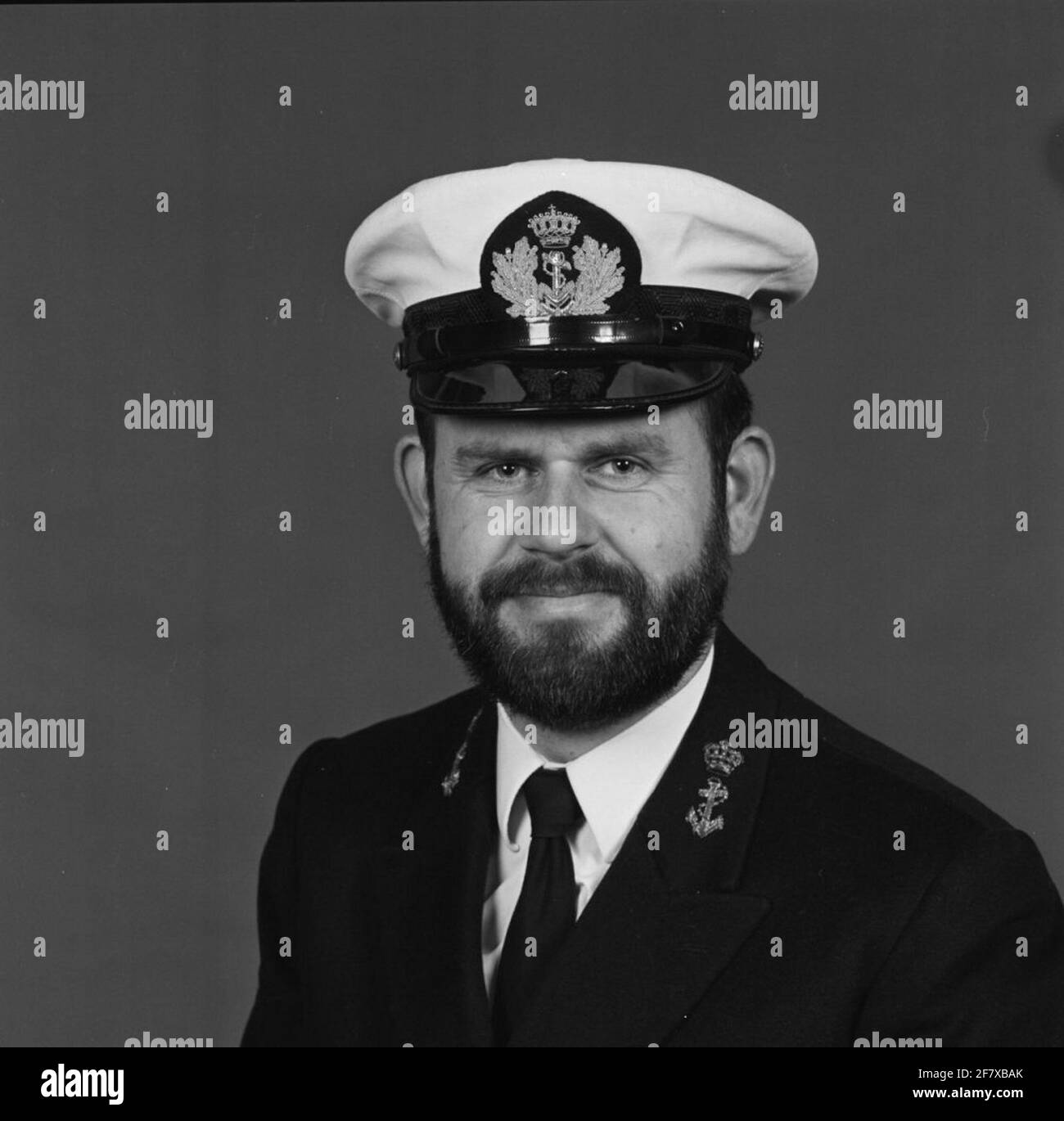 Portrait of lieutenant at sea of 1st class A.L. Mesh Stock Photo - Alamy