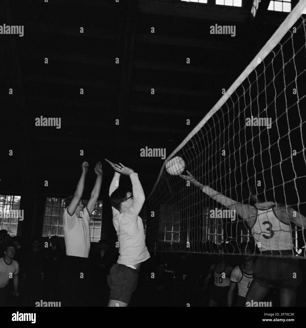 Marine Volleybalkampioenschappen in Hilversum Marine Training Camp ...