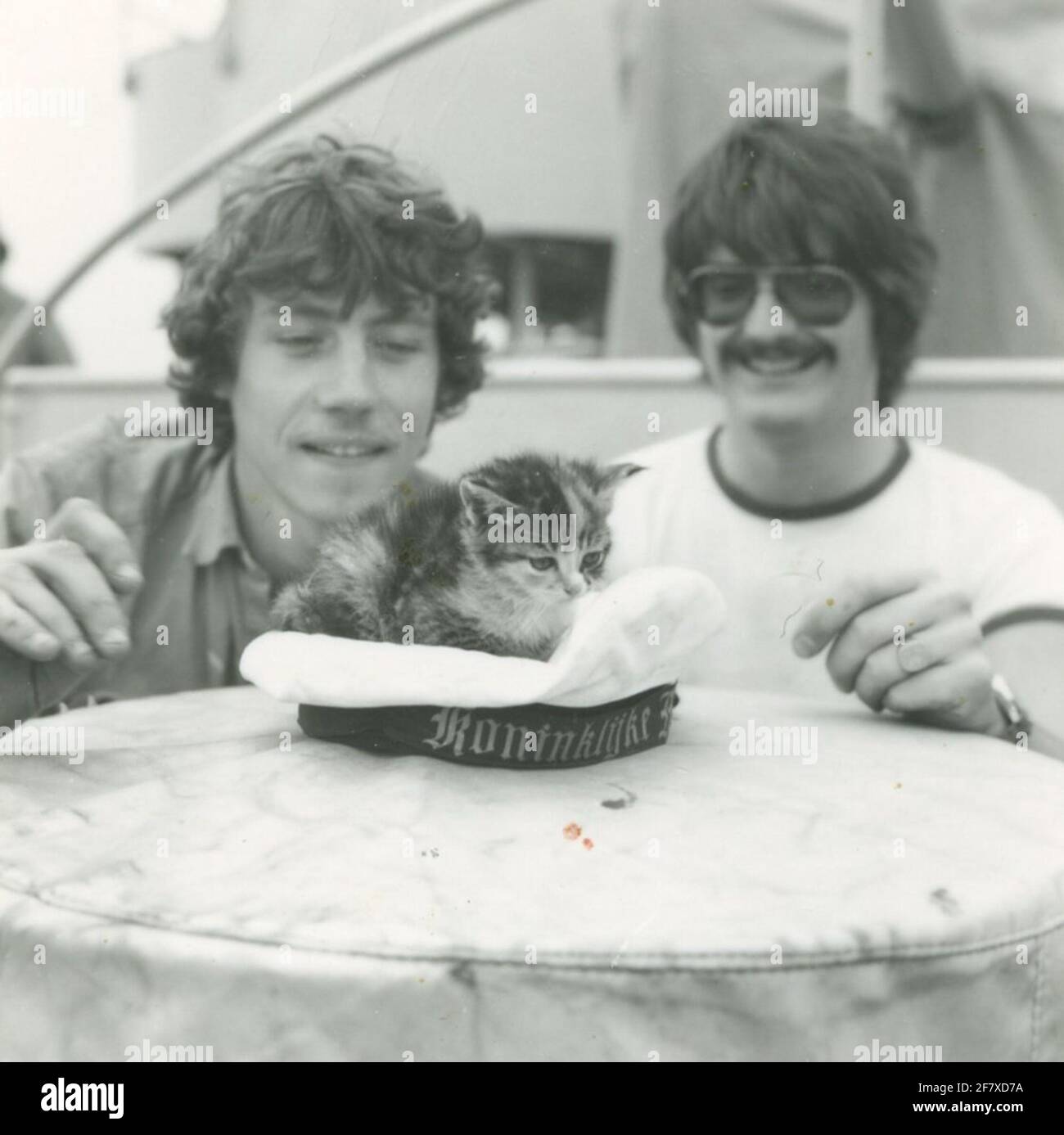 Wolf class (better known as predator class) Frigate Hr.Ms. Jaguar (1954 ...