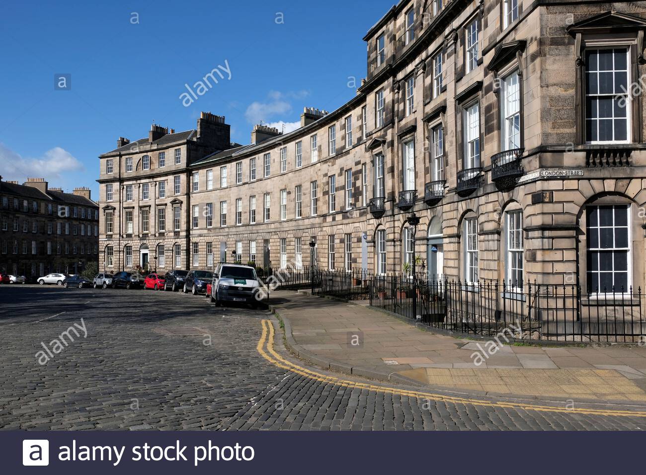 Drummond Place, Edinburgh New Town Streets, upmarket housing, Edinburgh ...