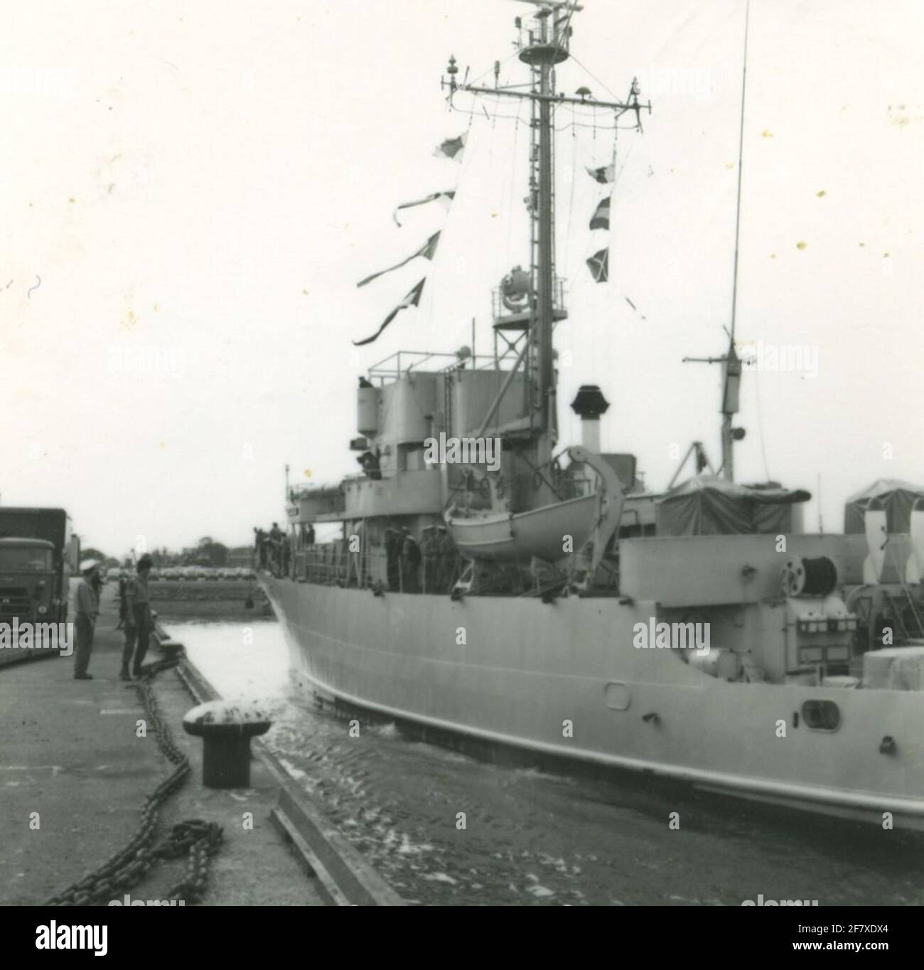 Wolf class Frigate Hr.Ms. Jaguar (1954-1983), runs the harbor after ...