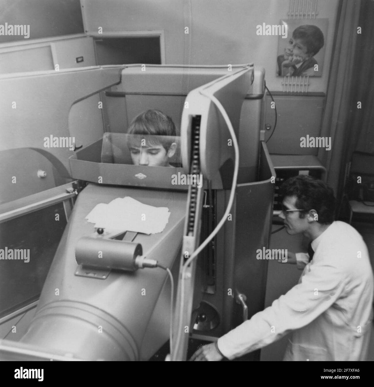 Mr ton hi-res stock photography and images - Alamy